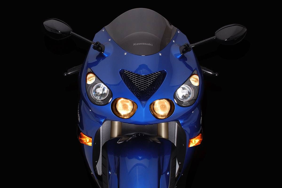 以最大、最快而生的六眼魔神，充滿川崎式主義的ZZR1400【舊車新談】
