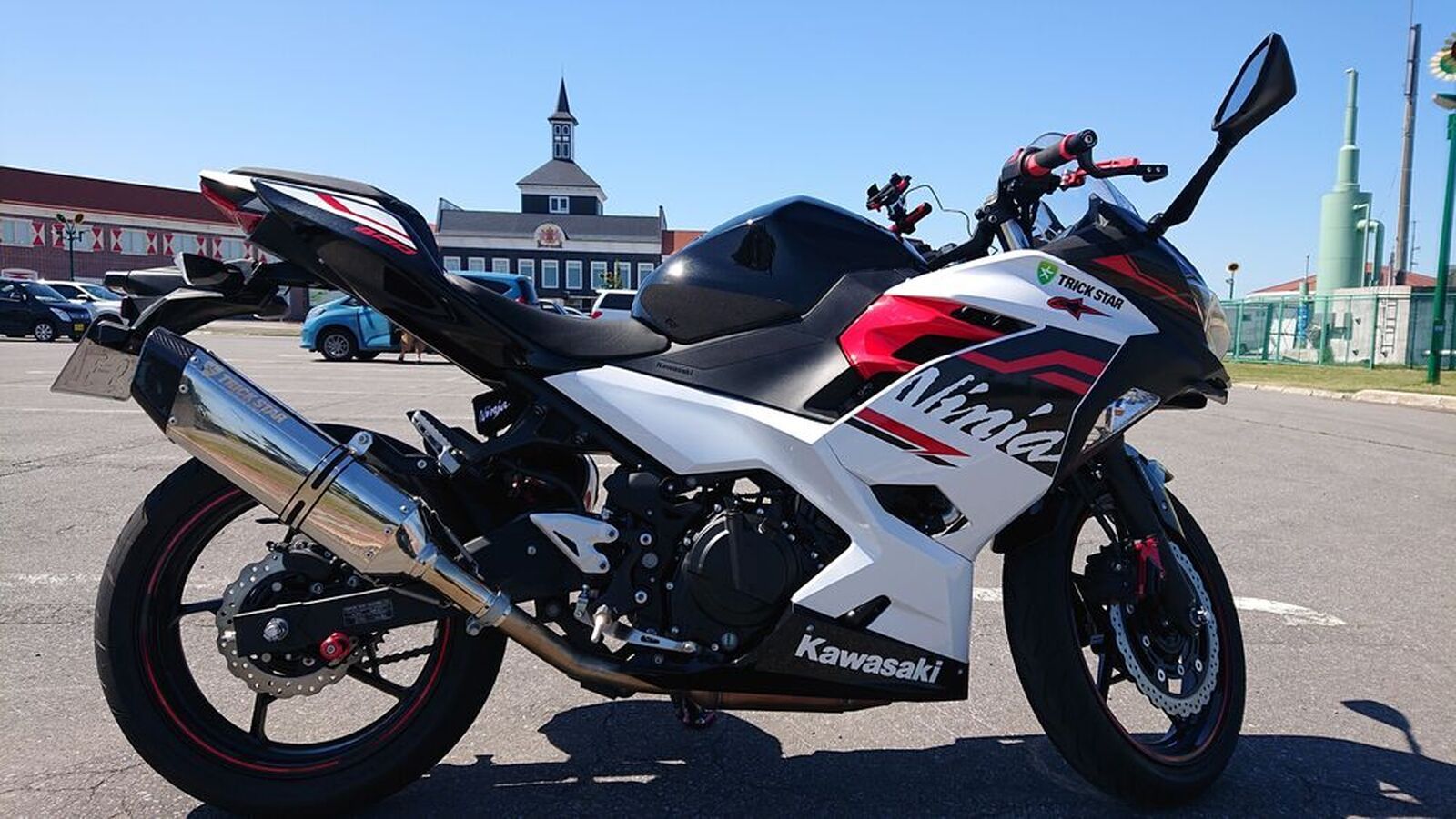 完美契合！TrickStar改裝件完美融入Ninja 400，展現統一風格