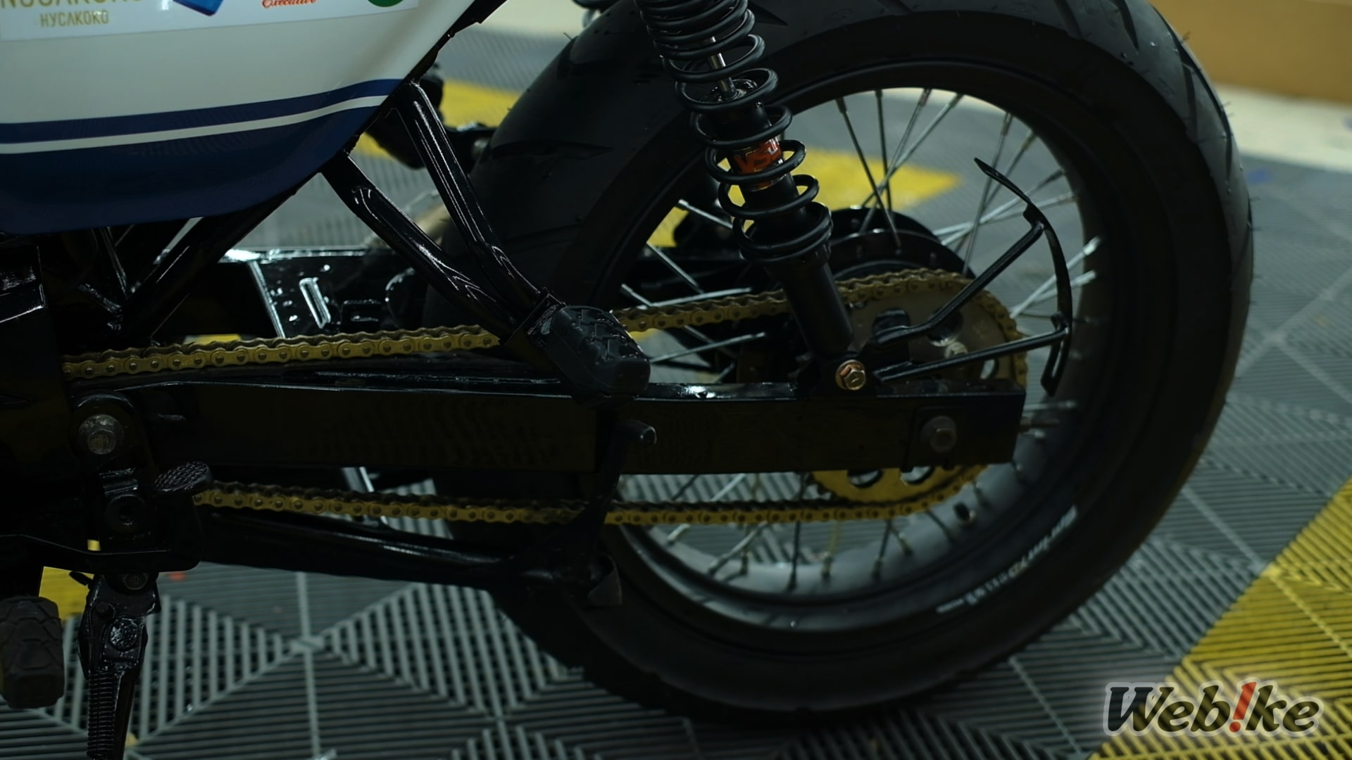 Rainbow Moto Builder打造的Honda Verza Cafe Racer