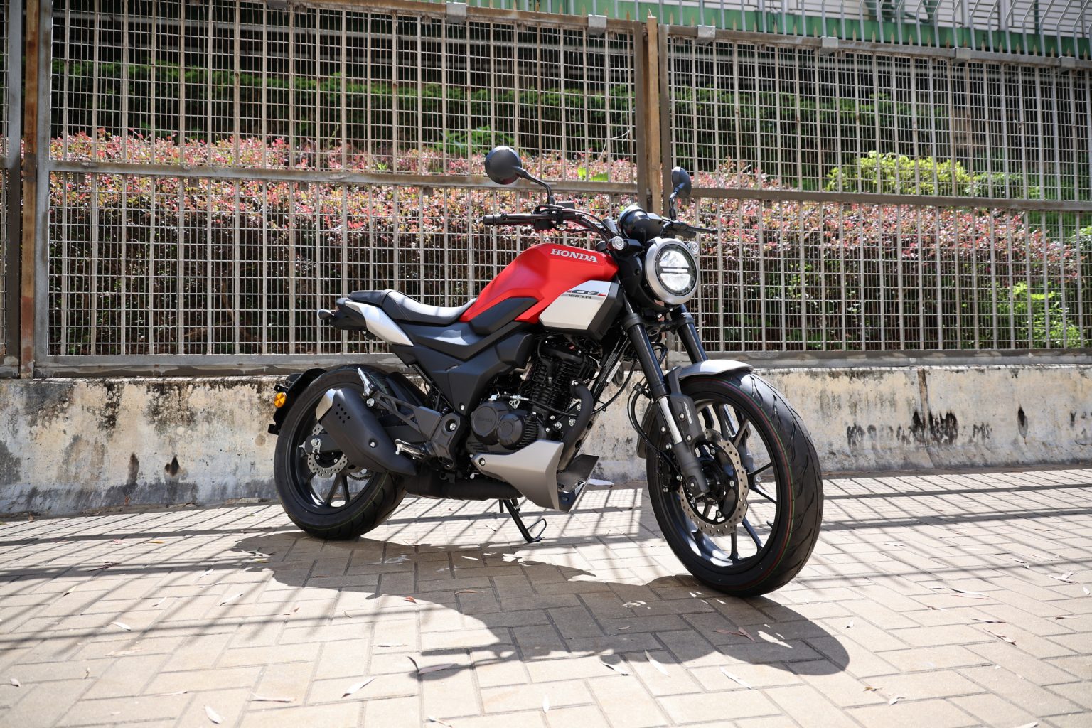 新牌學牌必睇！HONDA CB190TR 不到三萬，輕鬆入手本田復古街車