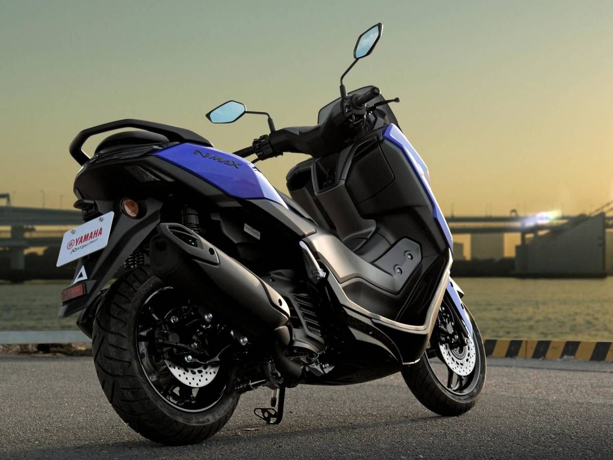 【2026 新车】Yamaha NMAX 155 新色日本发表！搭载电子 CVT、高级感半消光银 2/26 正式开卖